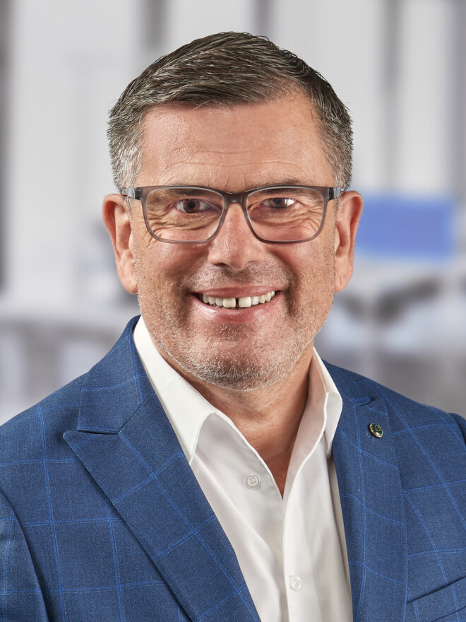 Mitarbeitende | Robert Pfister AG - Willkommen zu Hause